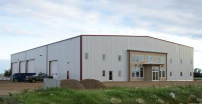 China Light / Heavy Steel Structure Workshop With Heat Treated Frame Bolt Welded Connection for sale