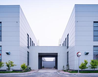China Lightweight Steel Warehouse with Fiberglass Wool Sandwich Panel for sale