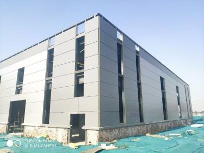 China SA 2.5 Shot Blasting Level Steel Structure Warehouse with Environmental Friendly Material and C.Z Shape Steel Channel Purlin for sale