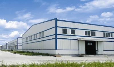 China Customizable Steel Structure Warehouse with Environmental Friendly Material and Stainless Steel Gutter for sale