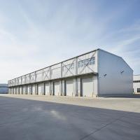 China PTFE Coating Light Weight Modular Steel Structure with ±1% Tolerance for Durable Construction for sale