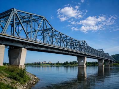 China Prefabricated Large Span Steel Structure Portable Bailey Bridge for Municipal Pedestrian Skywalk for sale