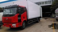 China 10 tons FAW Jiefang 4x2 new mobile cold room trucks for sale, FAW brand 4*2 LHD 10tons refrigerated van truck for sale for sale