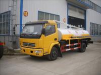 China 120hp DONGFENG 4*2 Vacuum Suction Truck 5 ton fecal suction truck for sale, good price Vacuum tanker vehicle for sale for sale