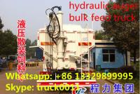 China CLW brand hydraulic 10tons animal feed truck for sale, best price hydraulic discharging poultry feed transport truck for sale