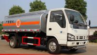 China 2020s new ISUZU 15,000L carbon steel oil tank truck for sale, hot sale ISUZU 12cubic meter bulk fuel tank vehicle for sale