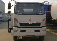 China SINO TRUK HOWO 4*2 light duty 5cbm Bulk oil petrol tanker vehicle for sale, Good quality HOWO oil refueler vehicle for sale