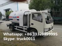 China 2020s new designed 2.3tons dongfeng LHD 4*2 mobile lpg gas refilling truck, best price lpg gas bobtail vehicle for sale for sale