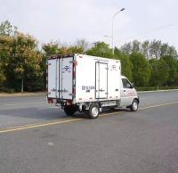 China Factory sale direct sale good quality WULING 4*2 mini refrigerated truck 1.5T loading capacity cold van boxx body truck for sale