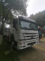 China Customized SINO TRUK HOWO 5T knuckle crane boom mounted on cargo truck for overseas clients for sale for sale