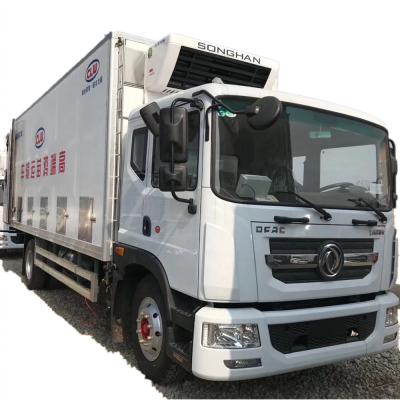 China White Day-Old Chick Transported Truck Factory Direct Sale Price Customized dongfeng animal baby birds van vehicle for sale
