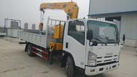 China Variable Capacity Truck Mounted Crane isuzu 4T 5T telescopic crane boom lorry vehicle for sale for sale