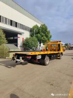 China Italy Imported Special Balance Valve Flatbed Wrecker Towing Truck with Even Bigger Loading Capacity and 6*4 8*4 LHD Driv for sale