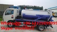 China hot sale dongfeng 4*2 LHD/RHD 3000Liters vacuum sludge truck,best price CLW brand sewage suction truck for sale for sale