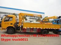 China Dongfeng duolika 4*2 LHD 4 ton  military xcmg small truck crane for sale, best price 4tons 120hp truck mounted crane for sale