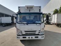 China High quality and best price JAPAN ISUZU diesel smaller farm-oriented and livestock poultry day old chicks truck for sale