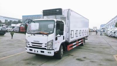 China Direct Sale Baby Birds Van Truck ISUZU 700P 4*2 LHD RHD 40000 capacity poultry day old chicks transported truck for sale for sale