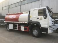 China Cheaper price 14000Liters SINOTRUK HOWO 6 tires LHD RHD mobile fuel dispensing truck new oil refueling tanker truck for sale