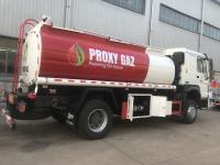 China Cheaper price 14000Liters SINOTRUK HOWO 6 tires LHD RHD mobile fuel dispensing truck new oil refueling tanker truck for sale