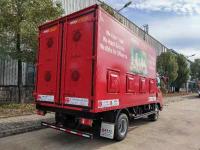 China SINOTRUK HOWO 6 Tires RHD poultry Babychicks van vehicle 30,000 Day Old Chicks Transported Truck for slaughterhouses for sale
