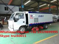 China Factory sale best price ISUZU 4*2 LHD 98hp diesel street sweeping vehicle, street broom bear sweeper truck for sale for sale