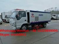 China Factory sale best price ISUZU 4*2 LHD 98hp diesel street sweeping vehicle, street broom bear sweeper truck for sale for sale
