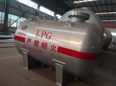 China CLW brand 5.5m3 2.3tons bulk lpg gas transported truck for sale, factory sale best price 2.5tons propane gas tank truck for sale
