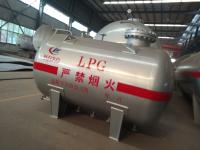 China CLW brand 5.5m3 2.3tons bulk lpg gas transported truck for sale, factory sale best price 2.5tons propane gas tank truck for sale