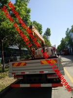China HOT SALE! dongfeng 3tons telescopic boom mounted on cargo truck for sale， factory sale best price truck with crane for sale