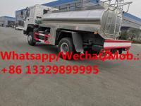 China Customized SINO TRUK HOWO 266hp diesel 1,000L fresh milk tanker vehicle for sale, stainless steel liquid food beer truck for sale