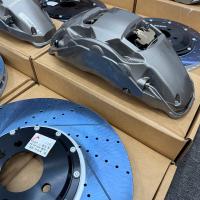 China For Discovery 5 Velar OEM LR061380 Custom For Front 10N GT4 EPB Brake Caliper Kit for sale