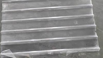 China Custom FRP Daylighting Plates Roofing Sheet with 250μm Anti-Corrosion Coating for Industrial Buildings for sale