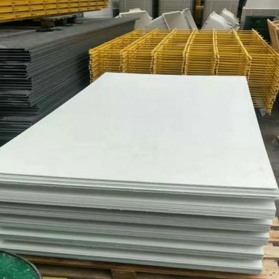 China FRP Refrigerated Truck Panel 1.5-2.0 g/cm³ Density 300-500 MPa Strength Corrosion Resistant for sale