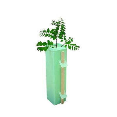 China Inexpensive plastic honeycomb sheet plastic sheet protector pp corrugated plastic sheet that effectively protects young trees for sale
