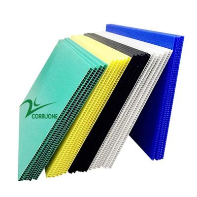 China PP Corrugated Plastic Sheets 4x8 5mm Hollow Corflute Protection Board Green Black for sale
