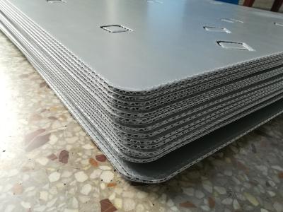 China 2mm-6mm Polypropylene Honeycomb Sheet Waterproof PP Corrugated Board for sale