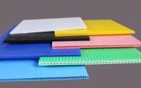 China Lightweight Coroplast Board 2mm Thick 24x36 Inch Twin Wall Polypropylene Sheet for Signage and Packaging for sale