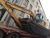 China Boat Excavator River Water Silt Removal Excavator For Dredge The River Course for sale