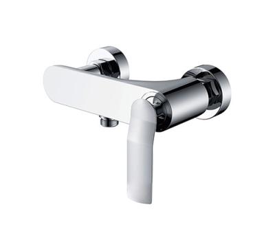 China Single lever bath or shower mixer bathroom chrome brass tap faucet OEM for sale