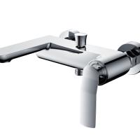 China Bath Tub Filler Spout Faucet Bath Mixer Chrome Handheld Shower Faucet for sale