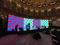 China OEM P3 Flexible LED Display Screen 2500 Cd/M2 For Exhibition Hall for sale