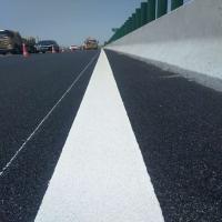 China Durable Thermoplastic Road Marking Paint with Excellent Weather Resistance and High Wear Resistance for Outdoor Applications for sale