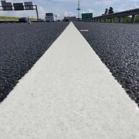 China Durable Hot Melt Road Marking Paint With 10% Premixed Glass Beads for Heavy Traffic for sale