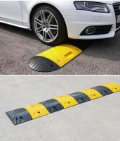 China HUA QUN Parking Speed Bumps Yellow And Black Road Bumps And Humps for sale