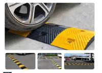 China HUA QUN Parking Speed Bumps Yellow And Black Road Bumps And Humps for sale