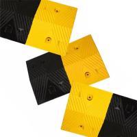 China Flexible Installation Rubber Speed Bumps For Parking Lots and Crosswalks for sale