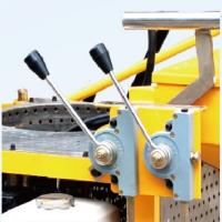 China Lightweight Maneuverable Self Propelled Road Marking Machine Easy Operate for sale