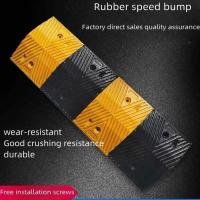 China Flexible Installation Rubber Speed Bumps For Parking Lots and Crosswalks for sale