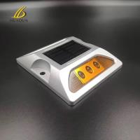 China Solar Powered LED Road Stud Weather Resistant For Road Safety for sale