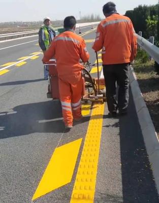 China High Performance Reflective Thermoplastic Paint For Strong Adhesion To Various Surfaces for sale
